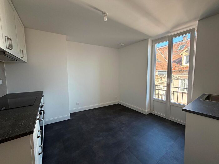 Schiltigheim, Vieux Schilick, Centre-ville, Nouvelle Cité : Appartement 3 pièces à louer