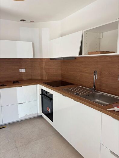 Maison 5 pièces à louer - Nîmes