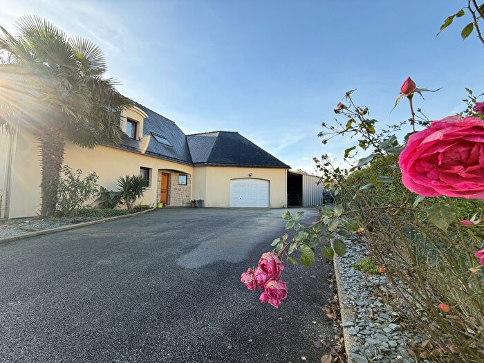 Maison à vendre - Neulliac - 10 pièces - 7 chambres