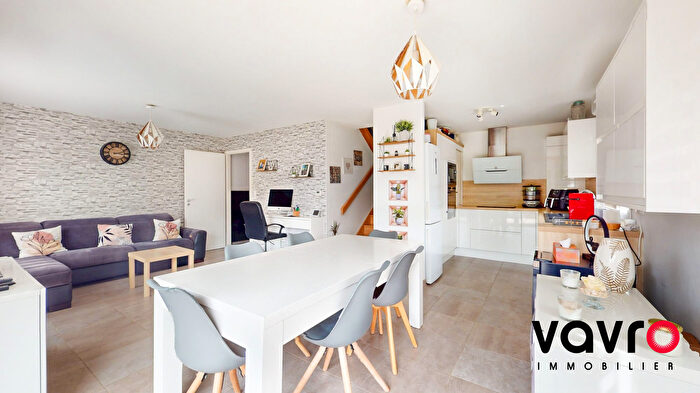 Appartement à vendre - Saint-Laurent-de-Mure - 3 pièces - 2 chambres