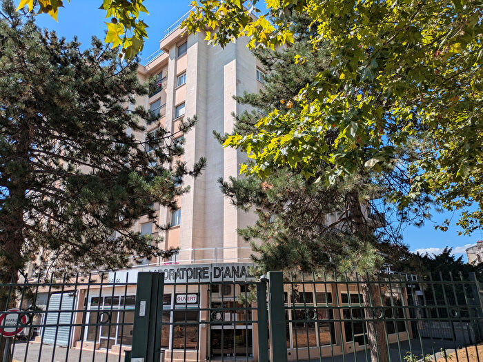 Le Bourget, Gare, Zone d'activités du Commandant Rolland - Appartement 3 pièces à vendre