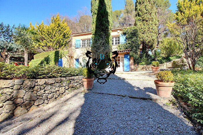 Maison à vendre - Montferrat - 5 pièces - 4 chambres