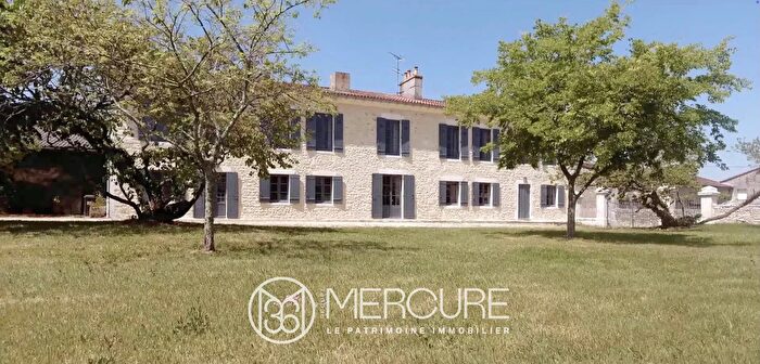 Maison à vendre - Lesparre-Médoc - 11 pièces - 6 chambres