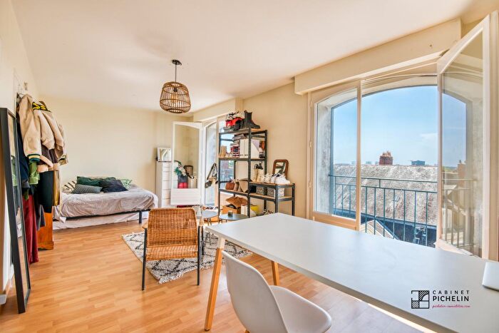 Appartement 1 pièce à Nantes, Saint-Clément, Jardin des plantes, Caserne Lamoricière, à louer