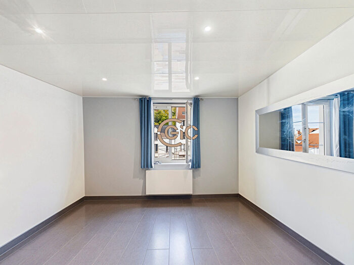 Appartement à vendre - Le Port-Marly - 2 pièces - 1 chambre