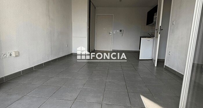 Montereau-Fault-Yonne, Ville basse : Appartement 2 pièces à vendre