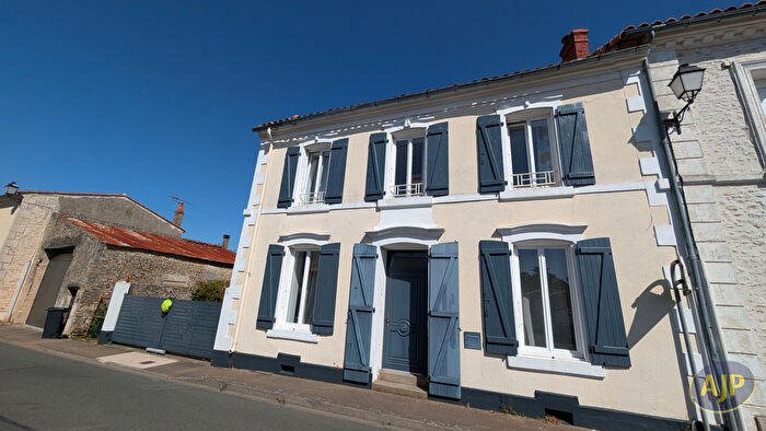 Maison 5 pièces à vendre à Saint-Michel-en-l'Herm