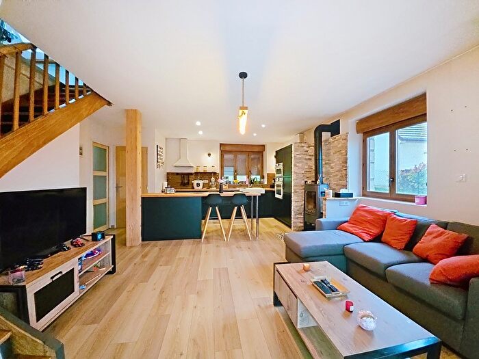 Maison à vendre - Chavonne - 5 pièces - 3 chambres