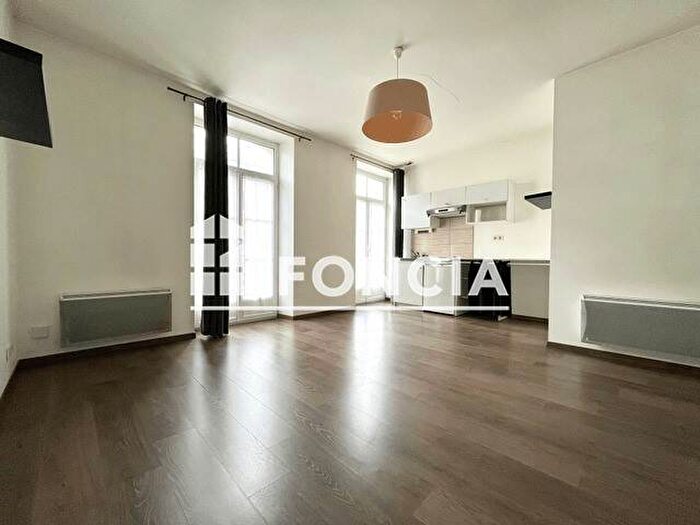 Appartement à louer - Gambetta, Cholet - 2 pièces - 1 chambre