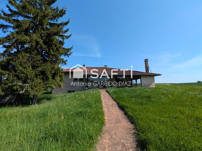 Gimat : Maison 7 pièces à vendre