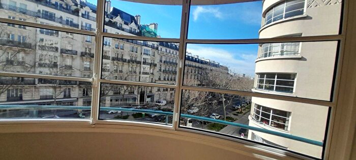 Appartement à louer - Gros Caillou, Paris ème arrondissement - 6 pièces - 5 chambres