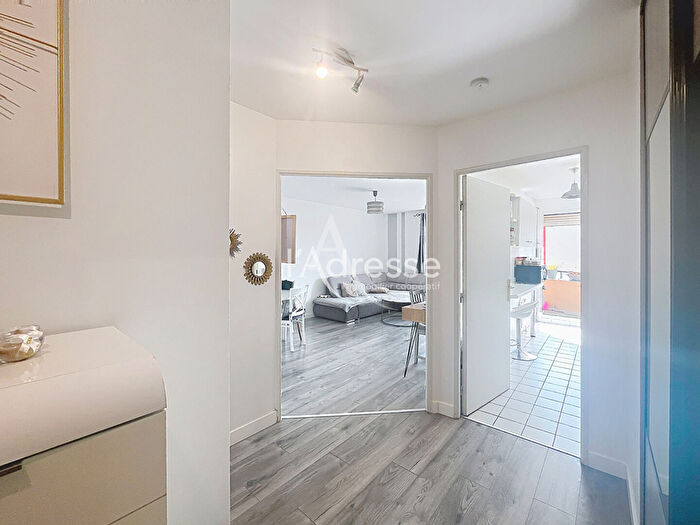 Appartement à vendre - Bondy, Moulin à Vent, Le Mainguy - 3 pièces - 2 chambres