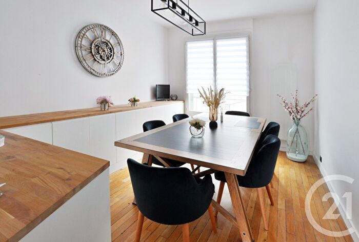 Appartement à vendre - Montgeron, Saint-Hubert, Plateau, Chalandray - 4 pièces - 2 chambres