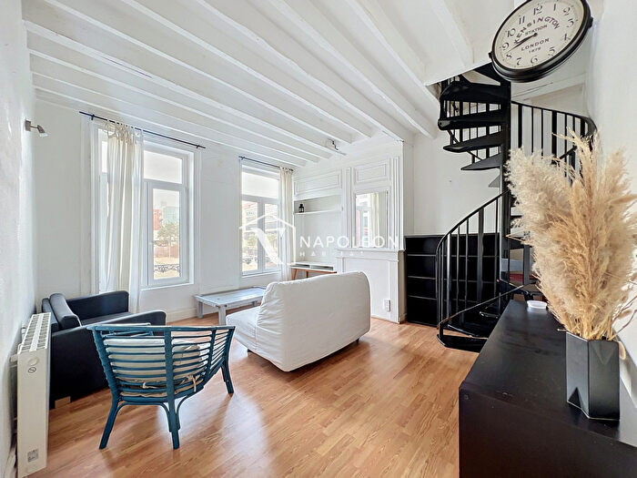 Lille, Vieux Lille : Appartement 3 pièces à vendre
