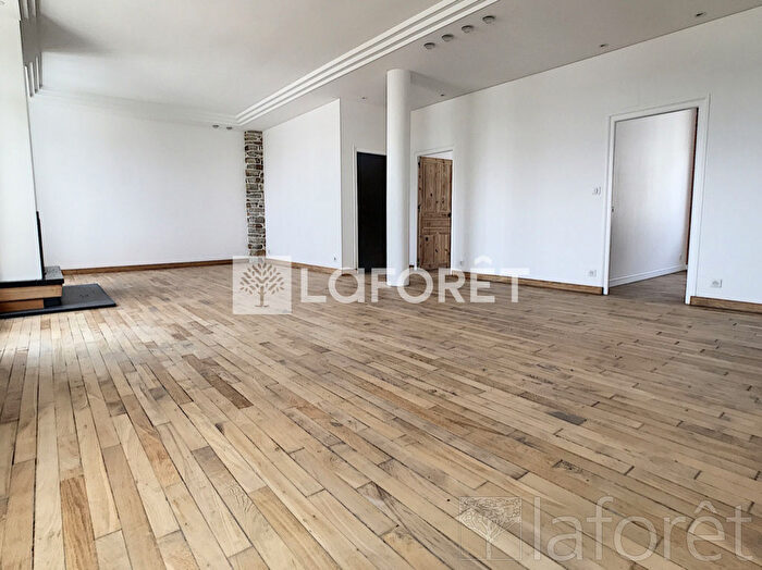 Plonéour-Lanvern - Appartement 4 pièces à louer