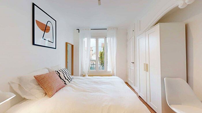 Appartement 1 pièce à louer - Le Pré Gentil, Rosny-sous-Bois