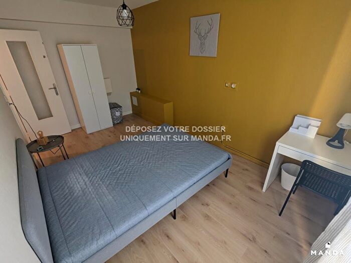 Appartement à louer - Quartiers Sud-Est, Le Landrel - 4 pièces - 3 chambres
