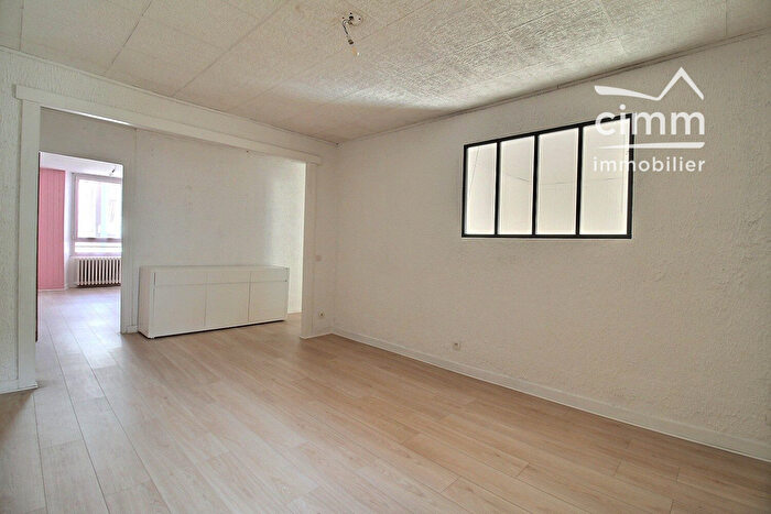 Appartement à vendre - Sallanches, Centre-ville - 3 pièces - 2 chambres