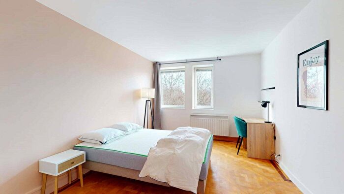 Appartement à louer - La Boissière-Le Parc de Nanteuil, Rosny-sous-Bois - 1 pièce