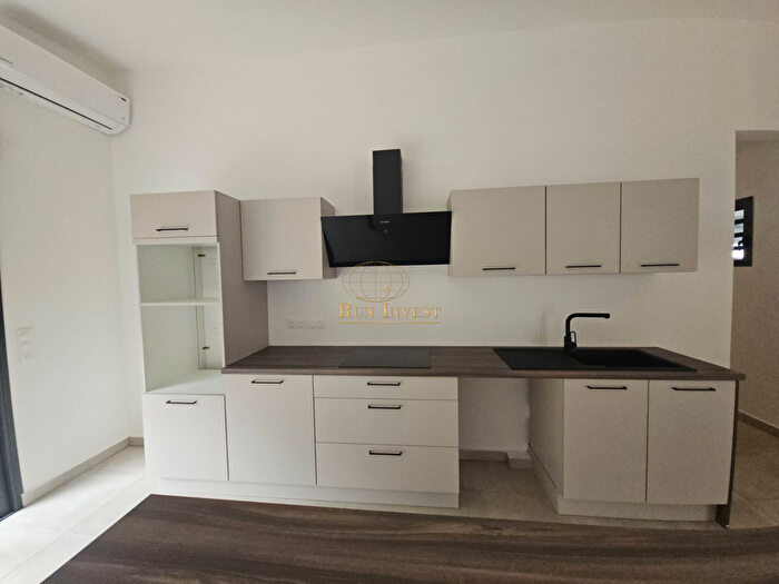 Sainte-Suzanne, Quartier Français, Sainte-Vivienne : Maison 4 pièces à louer