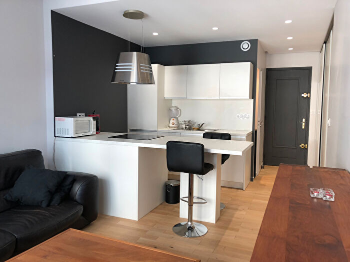 Appartement à louer - Grenoble, La Capuche, Grands Boulevards - 2 pièces - 1 chambre