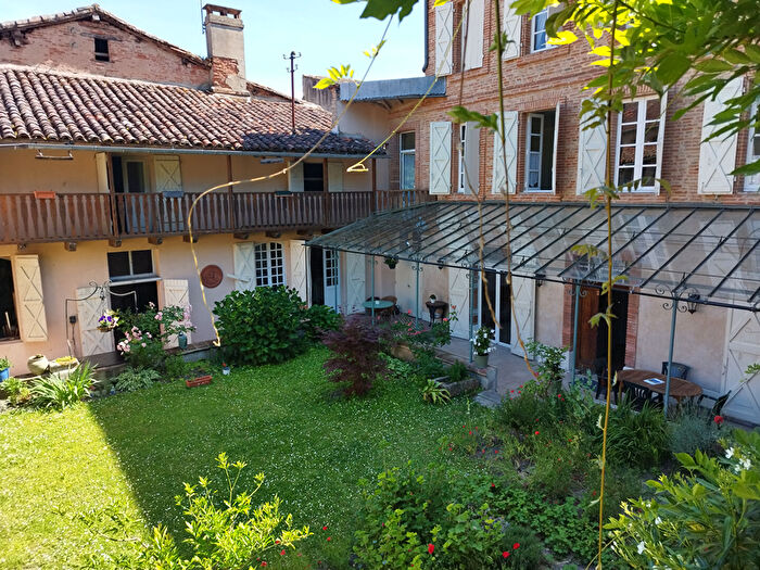 Maison 8 pièces à vendre à Moissac, Centre-ville