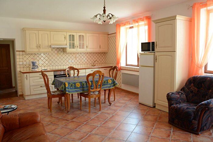 Capucins-La Barbacane-La Trivalle-Bellevue, Carcassonne - Appartement 2 pièces à louer