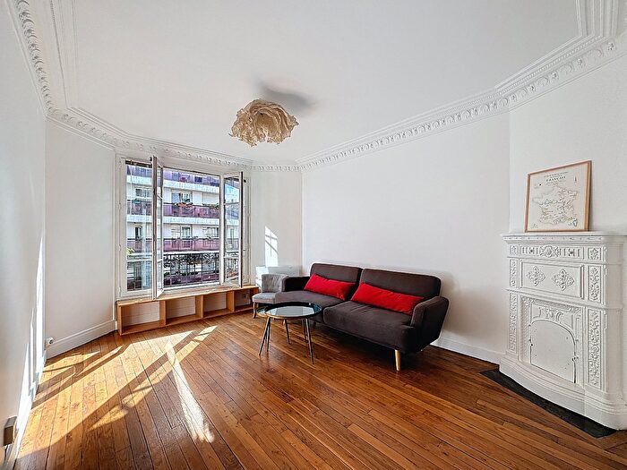 Appartement à vendre - Paris e , Jules Joffrin - 2 pièces - 1 chambre