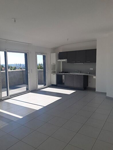 Appartement 4 pièces à Cenon, Cavaillès, à louer