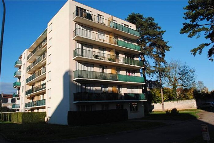 Saint Julien-Darnus, Auxerre - Appartement 1 pièce à louer