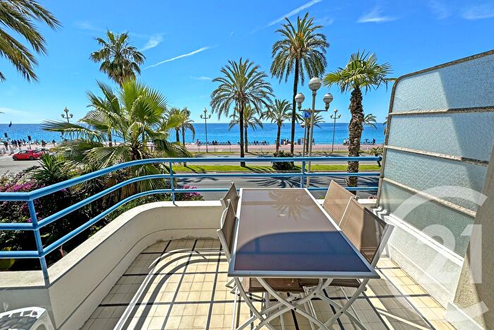 Appartement 3 pièces à vendre à Nice, Carré dor