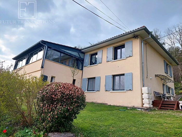 Maison à vendre - Brantôme - 9 pièces - 4 chambres