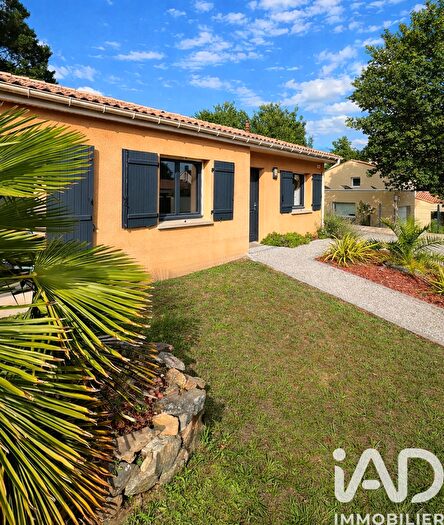 Maison à vendre - Le Landreau - 4 pièces - 3 chambres