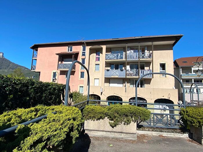 Appartement à vendre - Voreppe - 4 pièces - 2 chambres