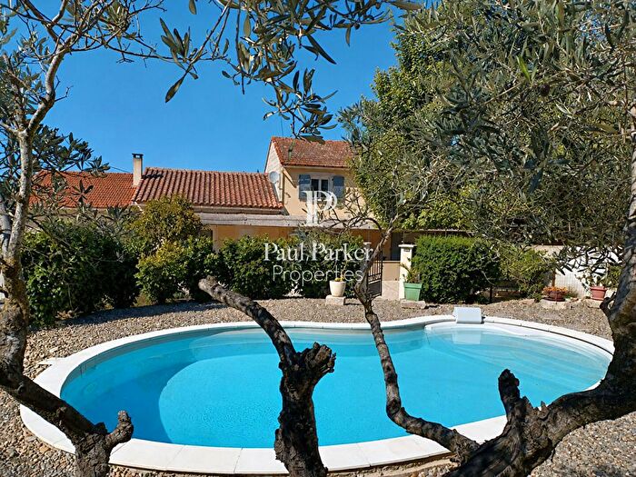 Maison 6 pièces à Saint-Rémy-de-Provence, à vendre