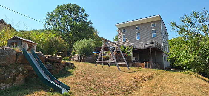 Saint-Beauzély - Maison 8 pièces à vendre