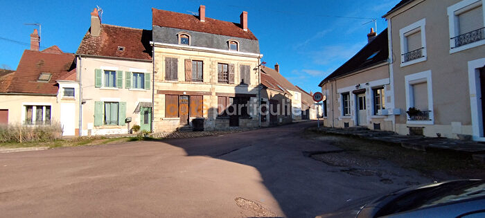 Maison à vendre - Raveau - 12 pièces - 6 chambres