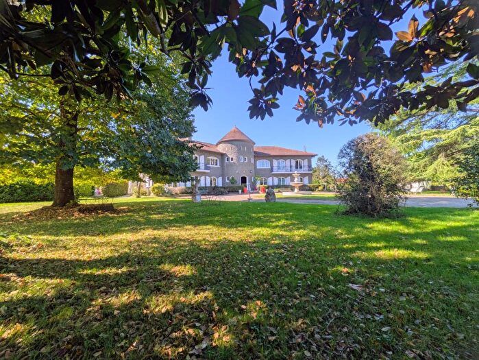 Maison à vendre - Montégut-Arros - 20 pièces - 15 chambres