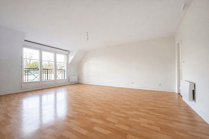 Appartement à vendre - Senlis - 5 pièces - 3 chambres