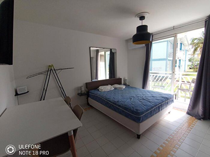 Appartement à louer - Saint-François - 1 pièce