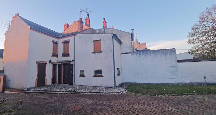 Maison à vendre - Orléans, Blossières - 6 pièces - 4 chambres