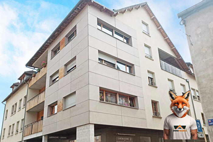 Appartement à vendre - Ornans - 4 pièces - 3 chambres