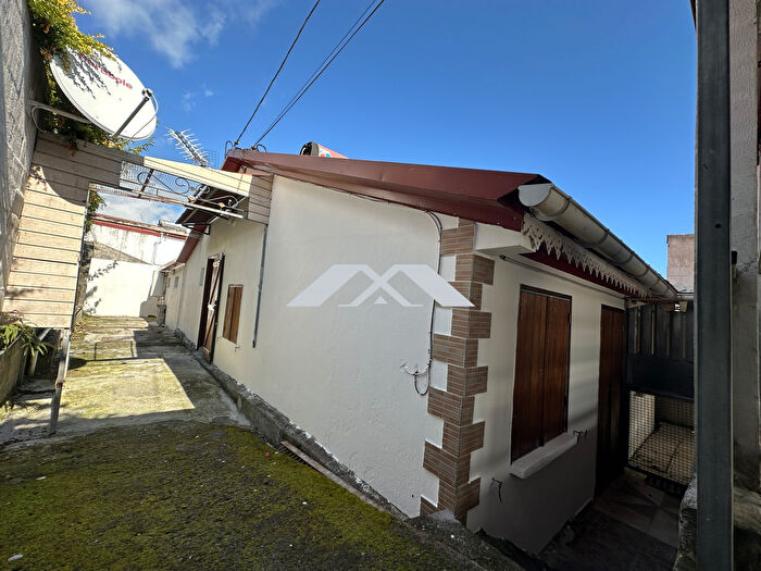 Maison 5 pièces à vendre à Le Tampon, Dix-Neuvième