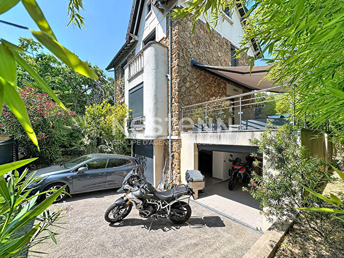 Antony, Croix de Berny - Maison 5 pièces à vendre