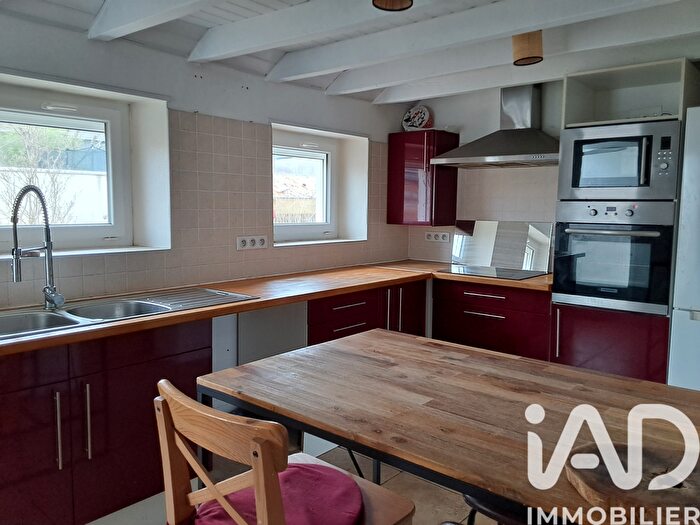 Maison à vendre - Pellouailles-les-Vignes - 8 pièces - 5 chambres