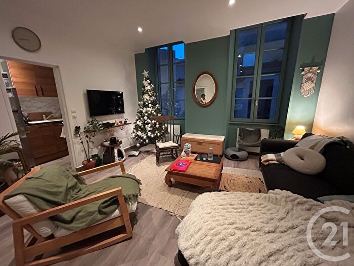 Appartement à louer - La Rochelle, Centre-ville, Vieux-port, Marché - 4 pièces - 3 chambres