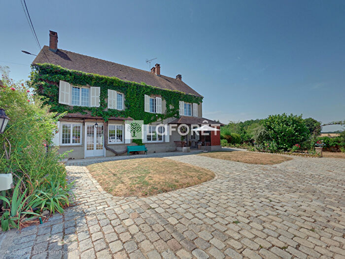 Maison 7 pièces à vendre à Bransles