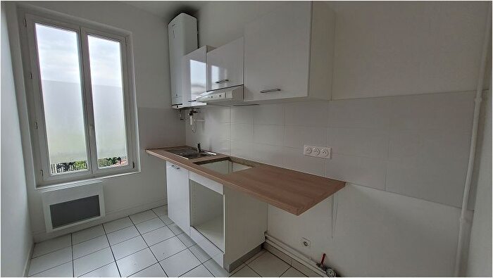 Appartement à louer - Athis-Mons, Plateau, Pyramide - 2 pièces - 1 chambre