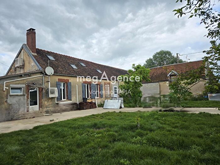 Maison 4 pièces à Pouy-sur-Vannes, à vendre