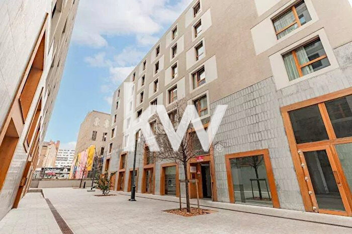 Appartement à vendre - Marseille e , Euroméditerranée - 1 pièce - 1 chambre